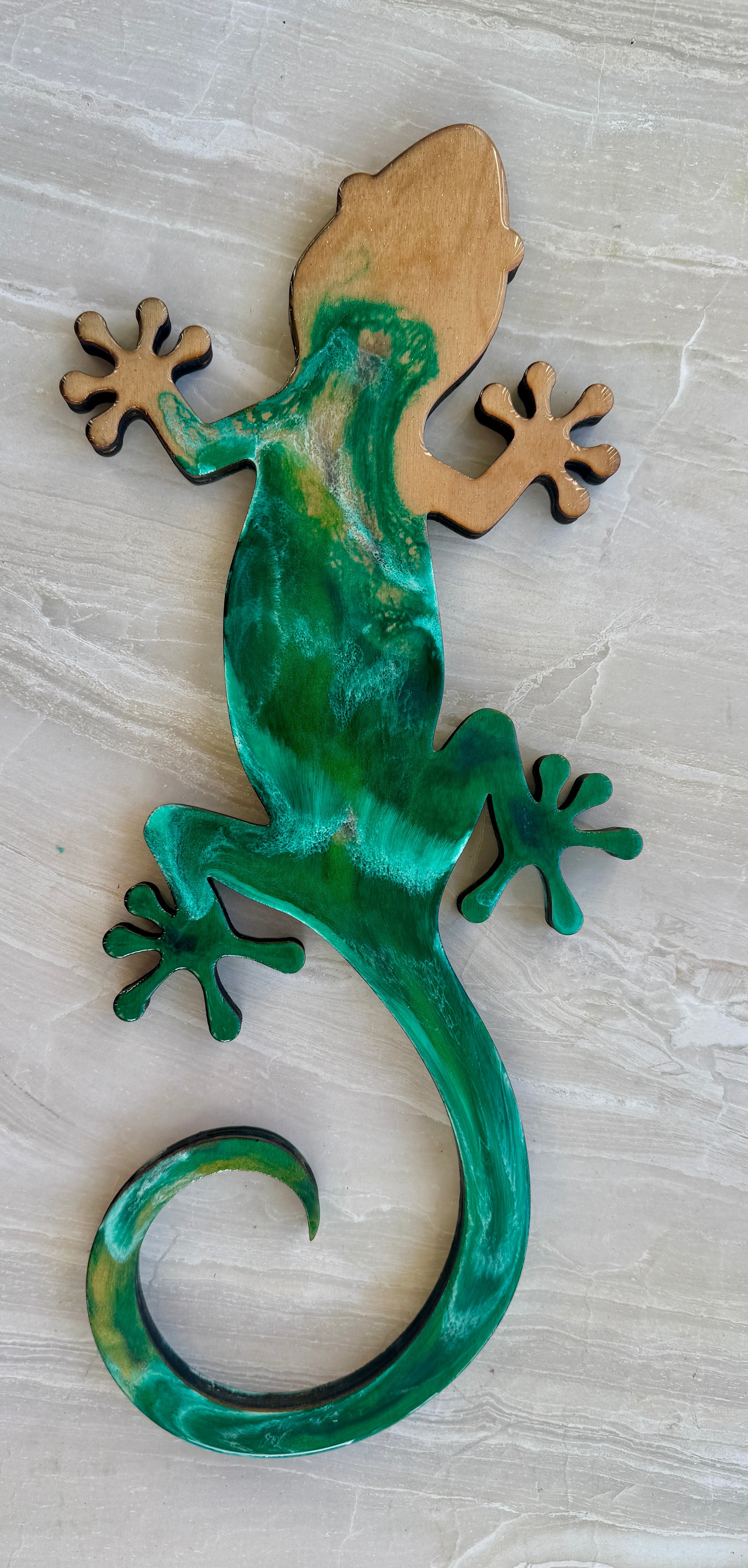 Green Chameleon – Resin Art Kailua